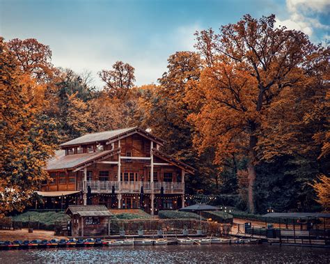 Restaurant Chalet Robinson Home