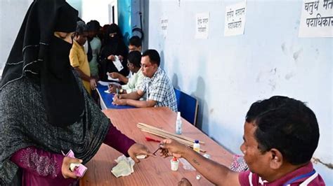 Gujarat Assembly Election 2022 Phase 1 Polling Today Key Candidates