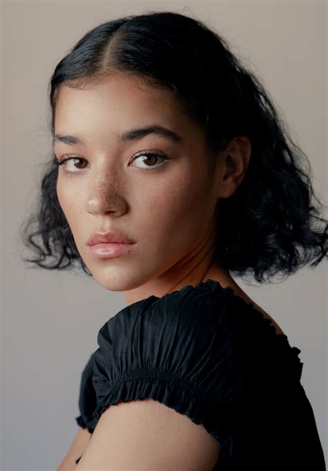 Pin By Maryjo On Modelinfluecer Inspo Portrait Face Photography