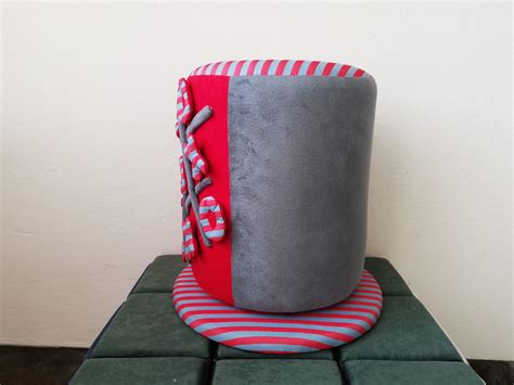 Tabure Iks Oks Crveni Marina Fantasy