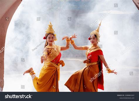 Khmer People