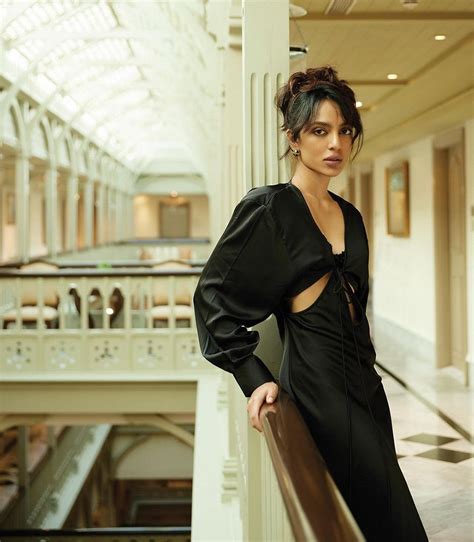 Sobhita Dhulipala Turns Sensuous Telugu News Indiaglitz Com