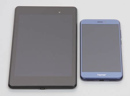 Смартфон Honor 8 Lite