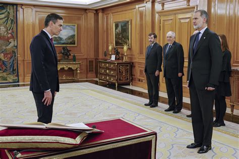 Pedro Sánchez Prometió Su Cargo De Presidente Ante El Rey