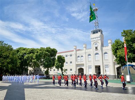 Ministro Da Defesa Prestigia Comemoração De 215 Anos Do Corpo De