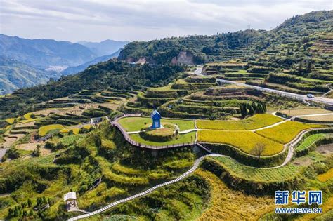 金秋十月 山乡秋收引客来 天山网 新疆新闻门户
