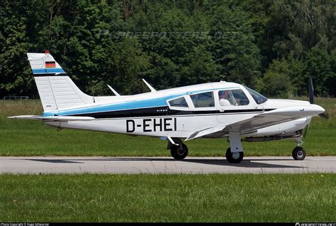 D EHEI Private Piper PA R Cherokee Arrow II Photo By Hugo Schwarzer ID