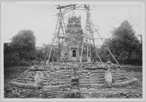 ក្រុមអ្នកជំនាញអាជ្ញាធរជាតិអប្សរា កំពុងប្រឹងប្រែងលើកិច្ចការជួសជុលប្រាសាទនាគព័ន្ធ