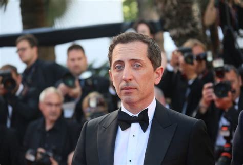 Gad Elmaleh Est Grand Père Son Fils Noé A Eu Un Bébé Avec Une