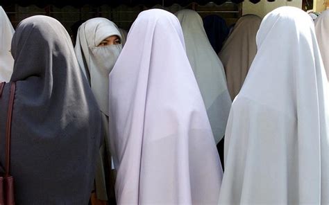 Obedient Wives Club Investigated For Prophet Mohammed Sex Role Model Campaign