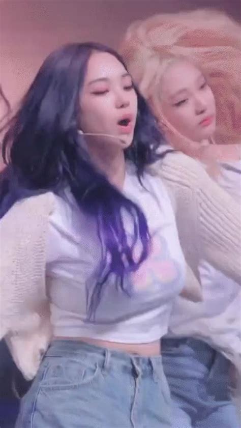 카리나의 클로버 티셔츠에는 감동이 있다 에스파 Aespa 팬카페 더쿠덕질
