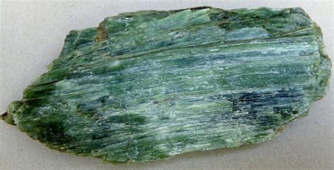 Mineralienatlas Lexikon Serpentinit