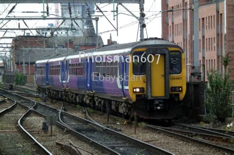 Class 156 156487 2 Car Dmu In Debranded Northern At Manchester Oxford