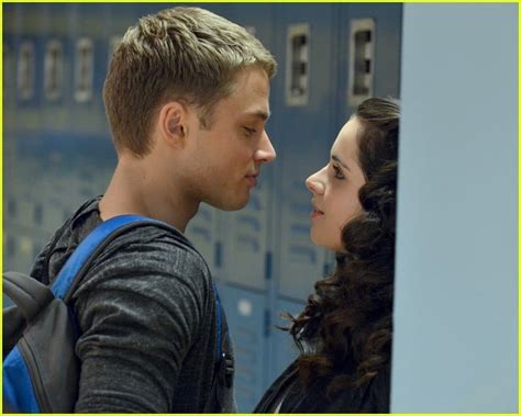 Zoey Deutch On Switched At Birth First Pics Photo 538132