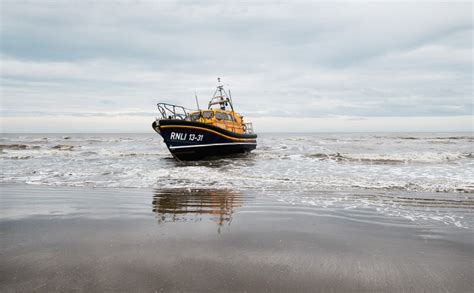 Clogherhead Rnli Rescues Two Sailors After 30ft Yacht Breaks Down Rnli