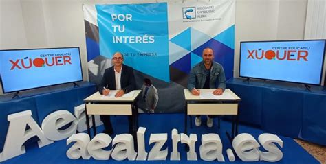 Xúquer Centre Educatiu firma un acuerdo de colaboración con la Asociación Empresarial Alzira