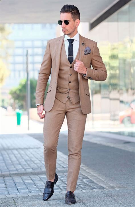 Camellia Dark Brown Lapel Flower In Stock Warren Asher Fashion Suits For Men Designer