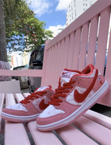 Cute Nike Shoes Cute Nikes Nike Sb Dunks Low Nike Dunks Strange Love Dunks Nike Sb Dunk Low