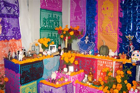 Build A Day Of The Dead Ofrenda To Honor Your Departed Loved Ones