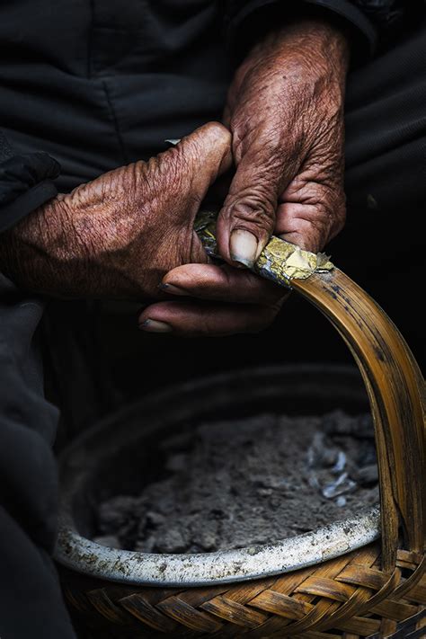 安徽老玉米 摄影作品：《暖手炉》