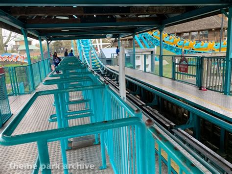 Boomerang At Six Flags Darien Lake Theme Park Archive