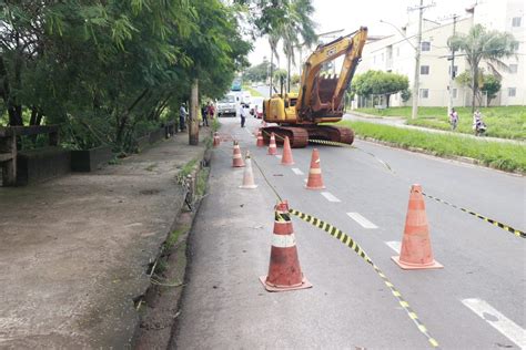 Prefeitura Trabalha Em Diversas Frentes Para Limpeza E Desobstrução De