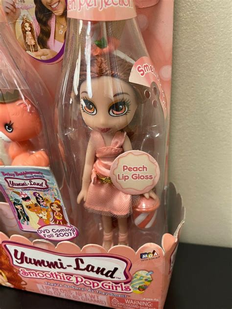 Yummi Land Smoothie Pop Girls Penny Peach Perfection Doll And Cat Figures
