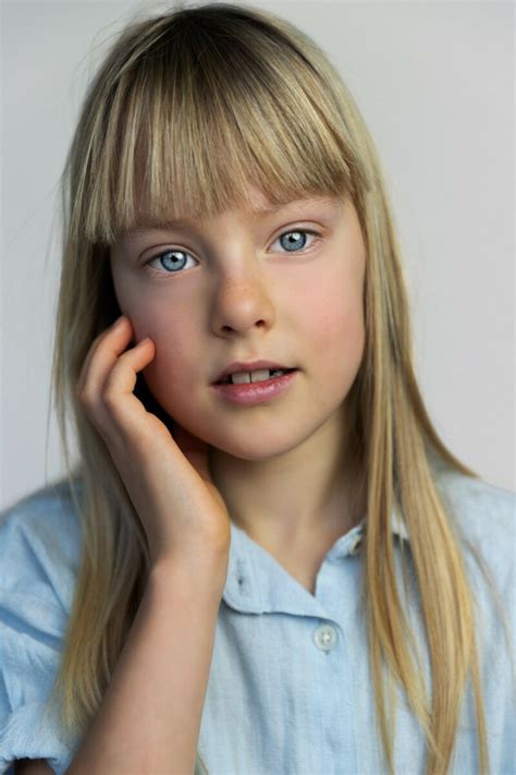 Zaza Casting Model Elise 15935