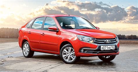 Лифтбек Lada Granta получил новую комплектацию Standart Tvoe avto
