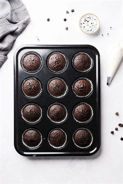 Halloween Mummy Cupcakes Anna Banana