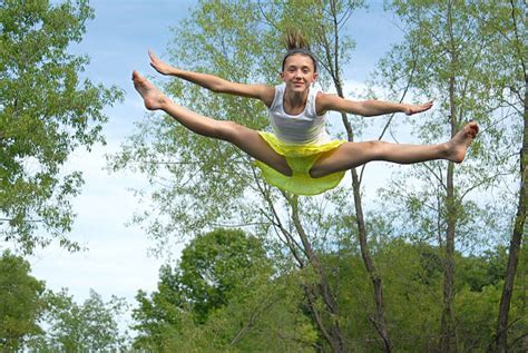 690 Gymnastics Teenage Girls The Splits Teenager Fotografías De Stock