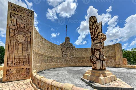 Monument To The Fatherland Along Paseo Montejo In Yucatan Merida