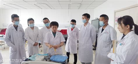 临床医学院为师生办实事开展毕业生执业医师技能培训 河西学院