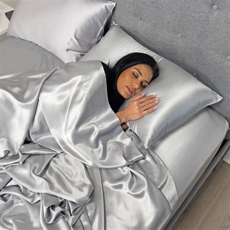 22 Momme Mulberry Silk Sheet Set Temperature Regulating Bedding