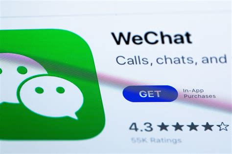 微信更新 80，升级动态表情包；腾讯股票突破700港元，刘炽平套现 25 亿；拜登上任实施「百日口罩」令 脉脉
