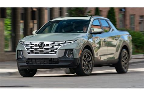 2025 Hyundai Santa Cruz Has A Classier Interior And A Truckier Exterior