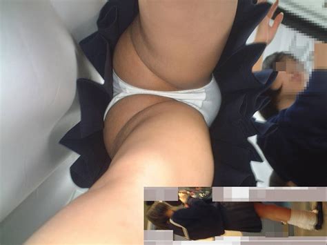 素人女子校生を下から逆さ撮りした生パンツの盗撮画像まとめ みんくちゃんねる