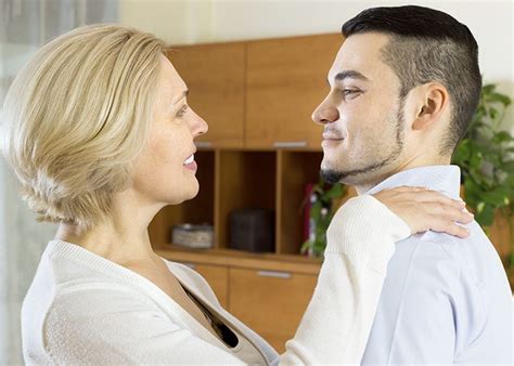 Discover The Right Way To Flirt With An Older Woman Blog