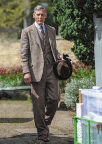 Season 5 Douglas Reith Is The Actor Who Portrays Lord Merton In Downton Abbey Downton Abbey