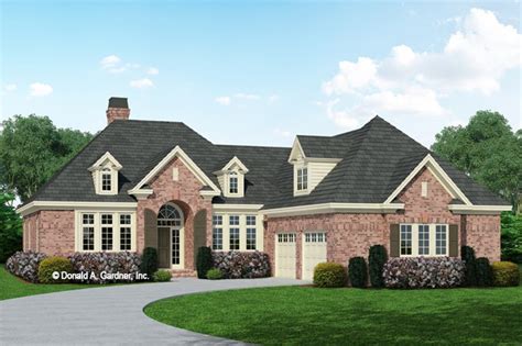 European Style House Plan 3 Beds 25 Baths 2233 Sqft Plan 929 692