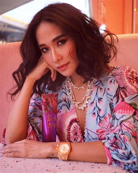 ผมสั้น พลอย เฌอมาลย์ ส่องไอเดีย ทรงผมสั้น เก๋ ๆ ที่สาว ๆ อยากตัดตามมาก