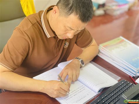 手册见常规 检查促成长——大许镇人民路小学开展班主任手册检查活动徐州新闻徐州教育新闻徐州教育网徐州教育在线