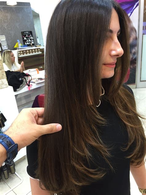 Как красиво подстричь длинные волосы