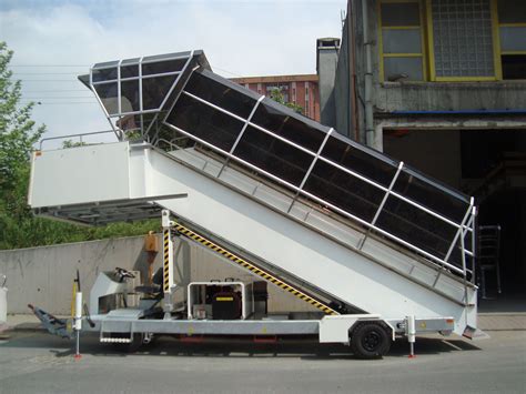 Boarding Stairs Ts5800 Denge Airport Equipment Mobile Towed