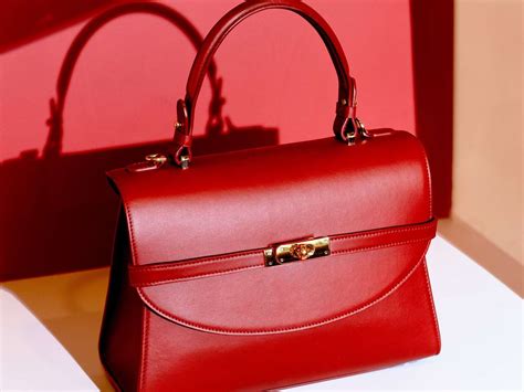 16 Red Handbags Trending For 2024