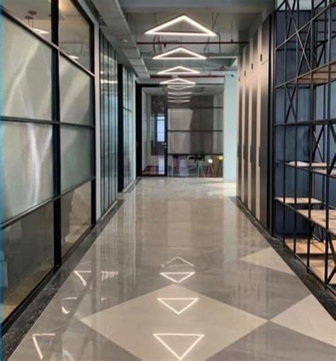 Customised Triangle Shape Black Body Linear Pendant Light