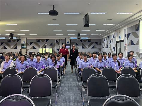 โรงเรียนระยองวิทยาคม นิคมอุตสาหกรรม Huai Pong