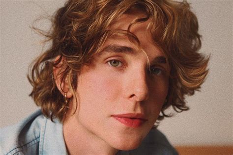 Escritor E Influenciador Erick Mafra Lança Em Manaus Sua Mais Recente