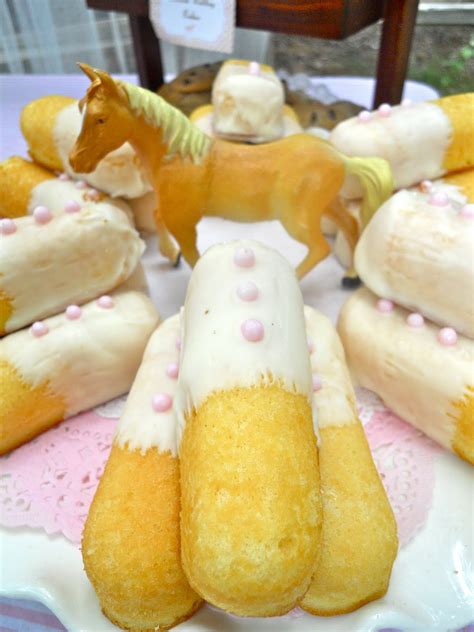 What An Easy Cute And Tasty Ideatwinkies Dipped In Chocolate