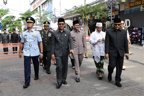 Rangkaian Hari Jadi Ke 382 Kabupaten Bandung Forkopimda Ziarah Ke Makam Mantan Bupati Bandung